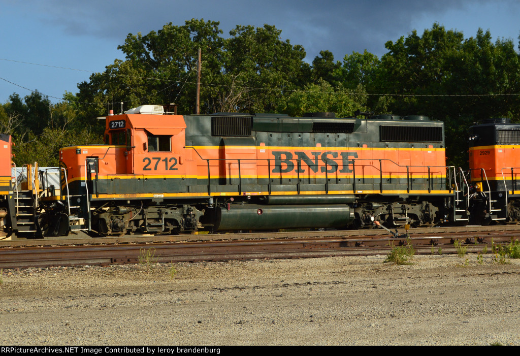 BNSF 2712